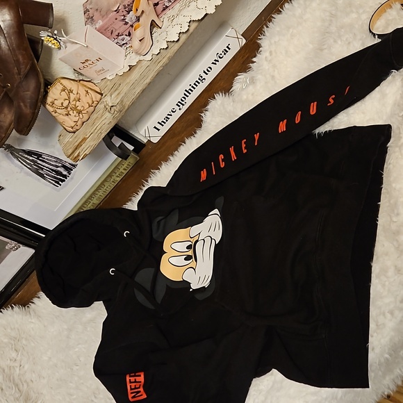 Neff/ Disney | Tops | Nef Disney Mickey Mouse Oops Hoodie | Poshmark